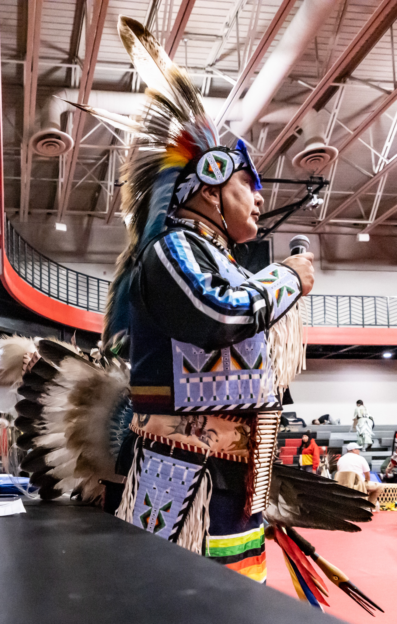 Fred Fox, Navy man, and whip carry adress the audience and after he ...